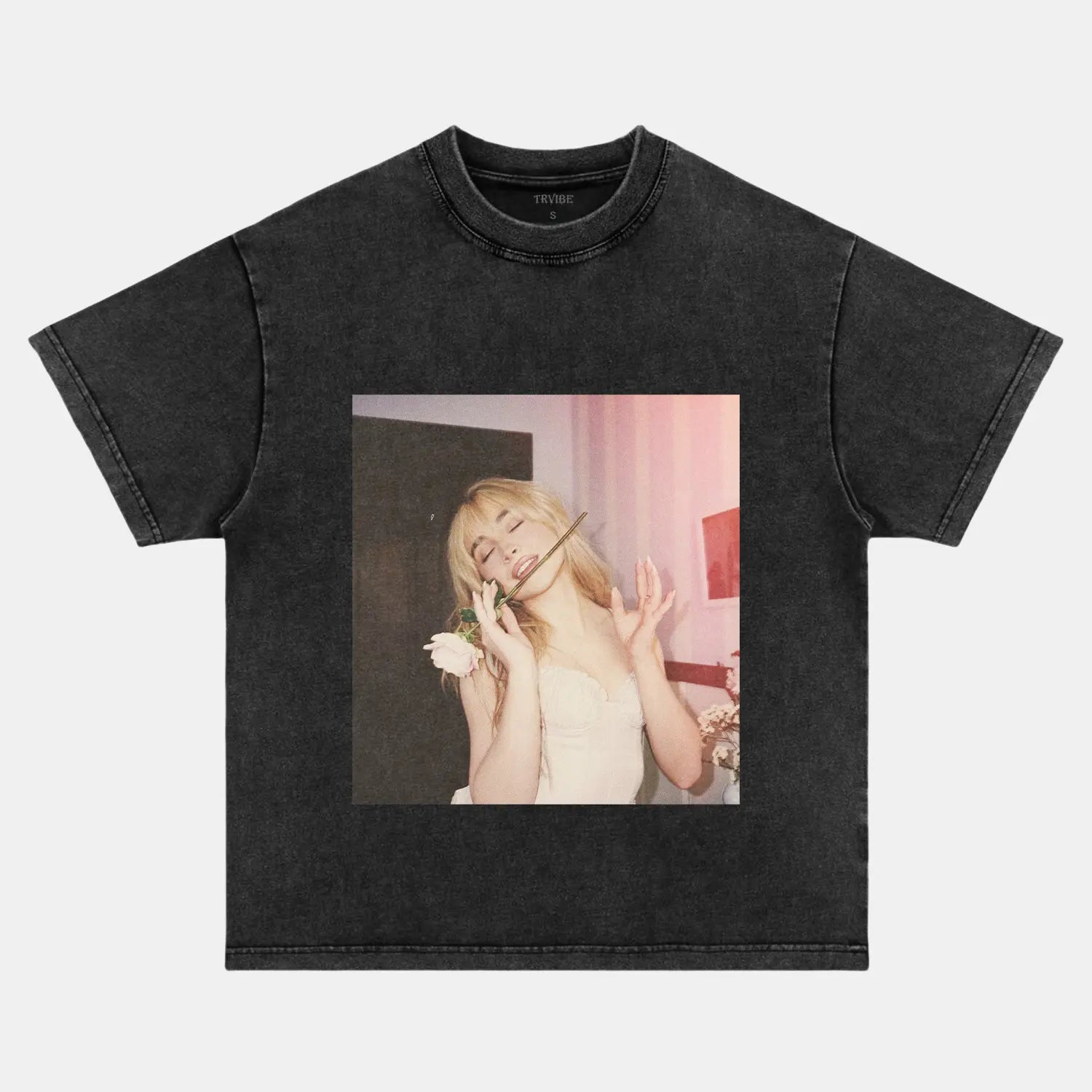 Sabrina Carpenter: Music Icon Tee V6